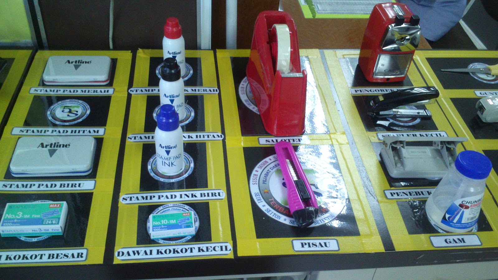 aNDaI iTu TaKdIrNya: PRoJeK 5S @ oFc....